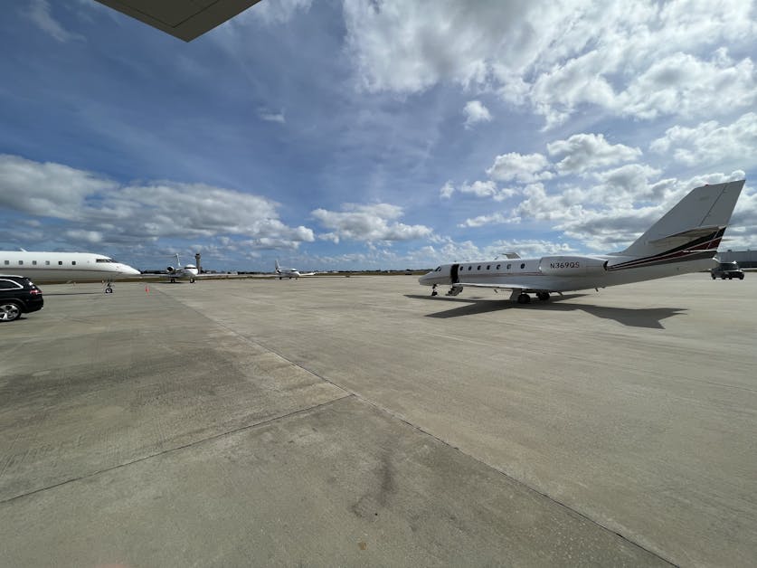 NetJets pilots set timetable for vote on $1.6 billion contract raise