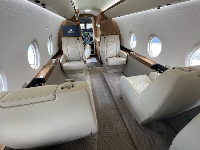 How to select a private jet management company