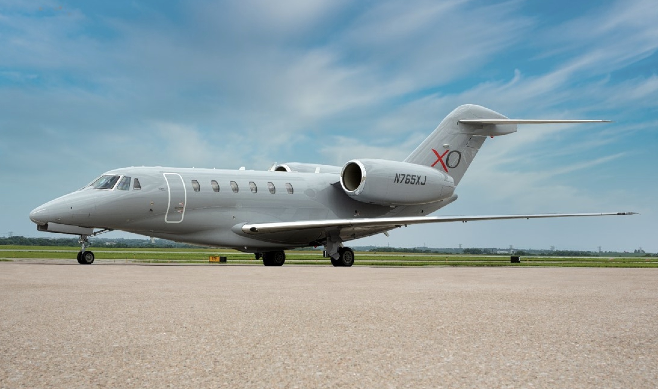 XOJET repaints, refurbishes Challenger 300s to VistaJet specs